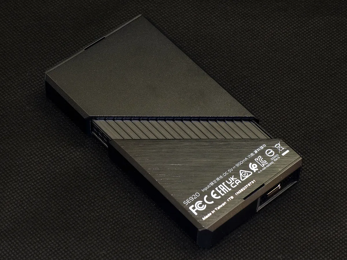 Adata SE920 1TB USB4 External SSD Review